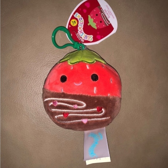 Squishmallows | Toys | Nwt 3 Scarlet The Chocolate Covered Strawberry ...
